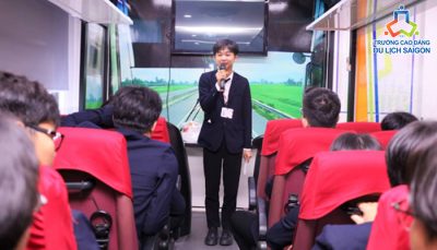 Lời Chào Đoàn Của Hướng Dẫn Viên Du Lịch Gồm Những Gì?